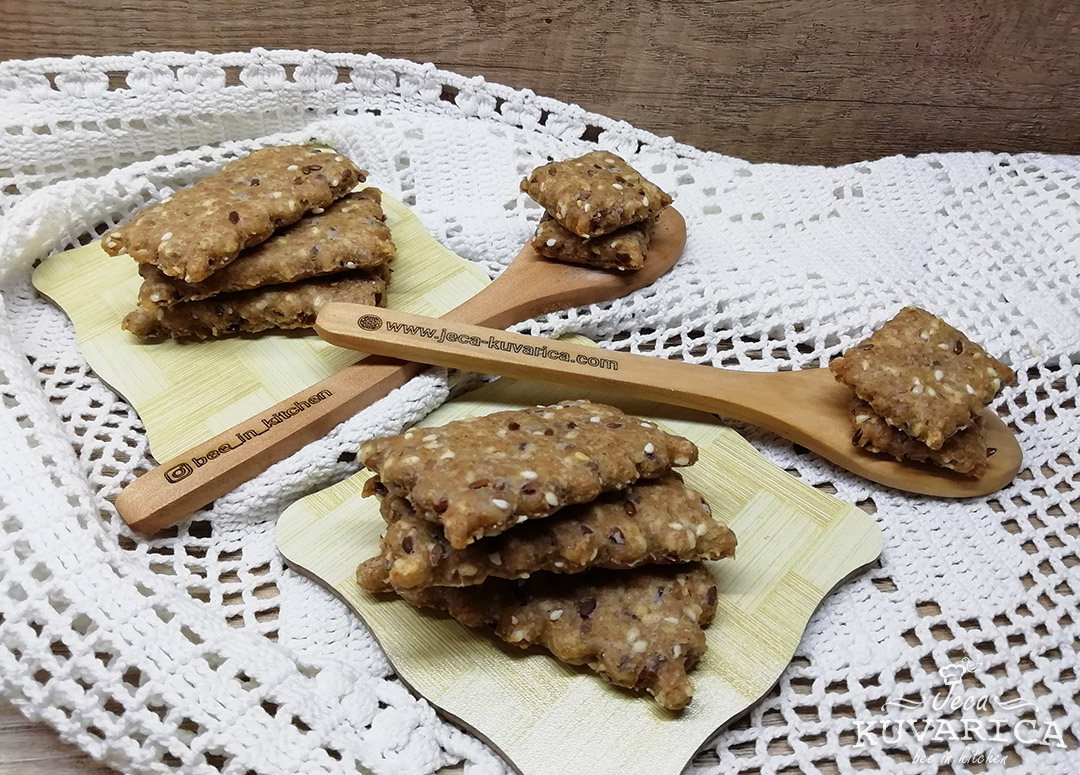 Jeca kuvarica - Krekeri od speltinog brašna sa susamom i lanom
